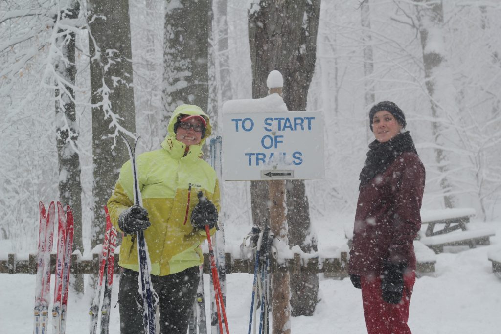Cross-Country Skiing and Snowshoeing - Circle R Ranch Ontario